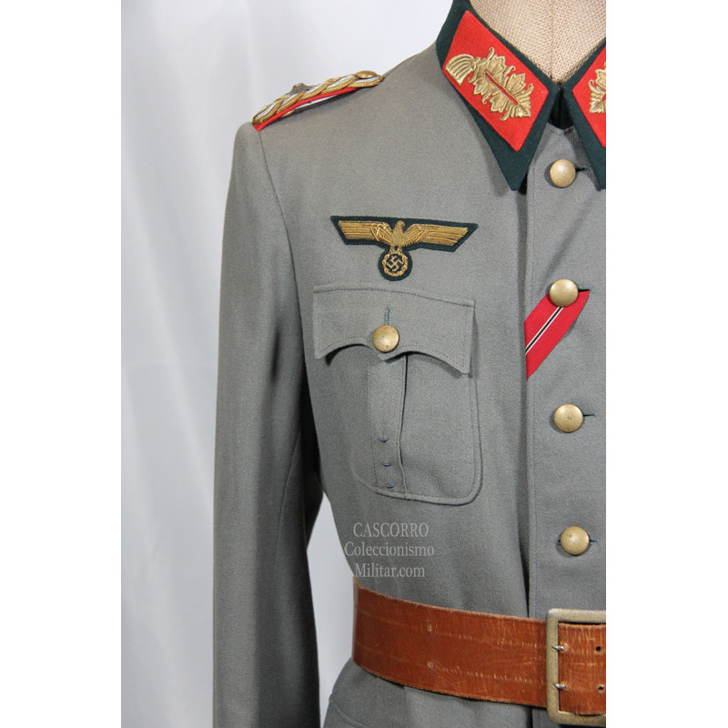 Uniform of a major general of the German army.Otto Shunemann ...