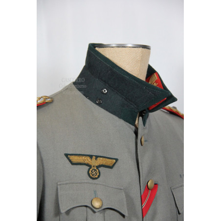 Uniform of a major general of the German army.Otto Shunemann ...