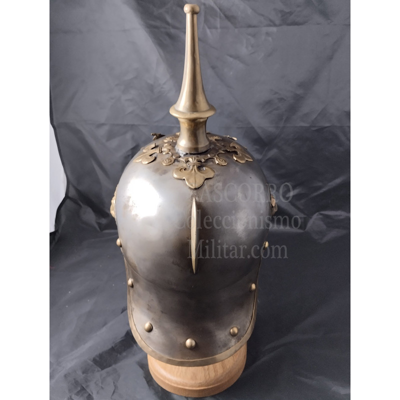 Spanish cavalry helmet model of the Spanish republic