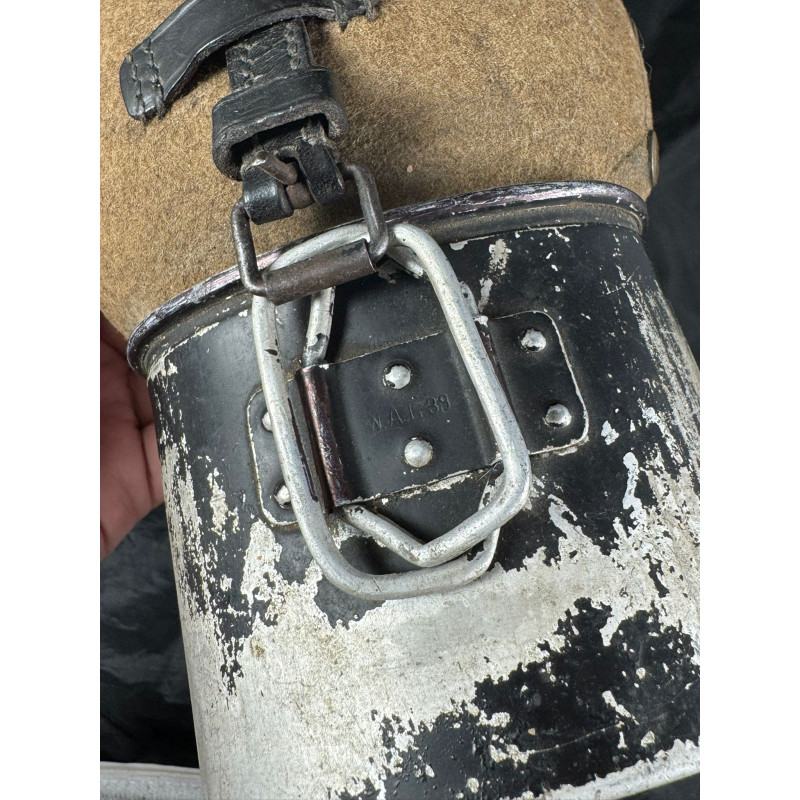 GERMAN WW2 CANTEEN