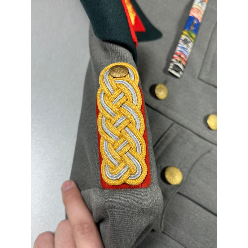 ORIGINAL RARE GERMAN GENERAL TUNIC