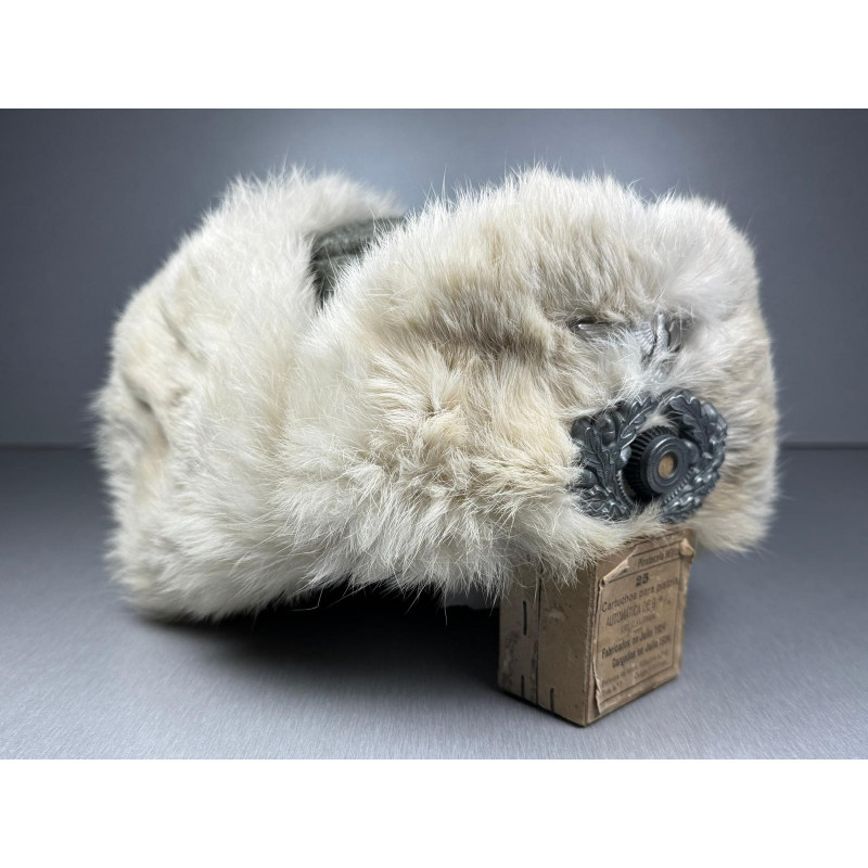 GERMAN WW2 WINTER OFFICER FUR CAP