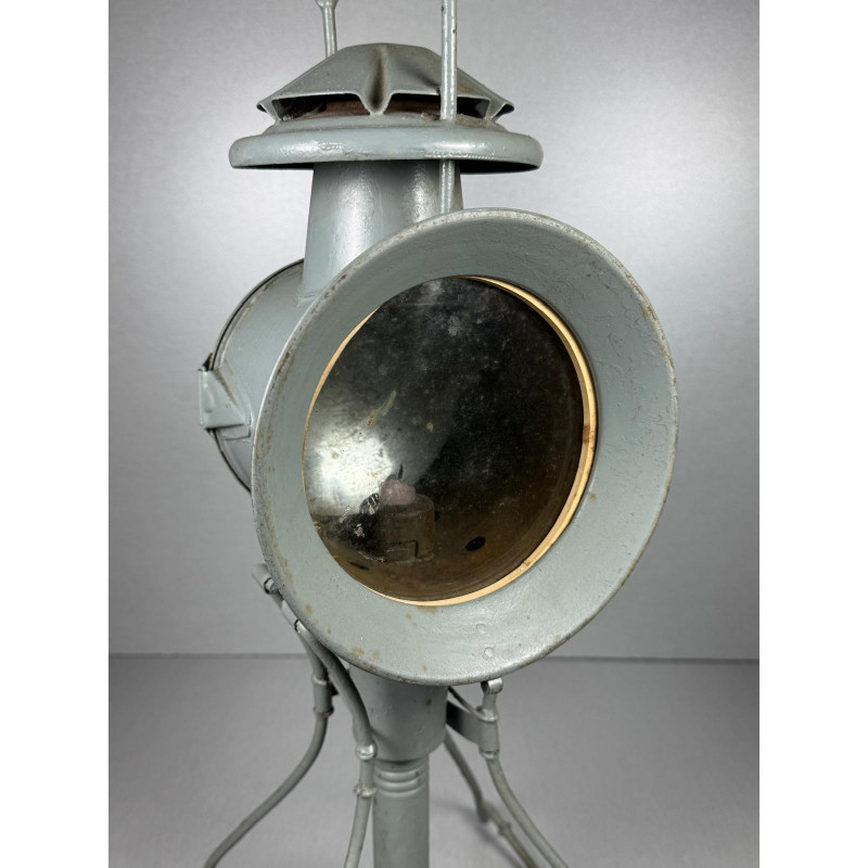 JAPANESE WW2 "AIRFIELD" LAMP