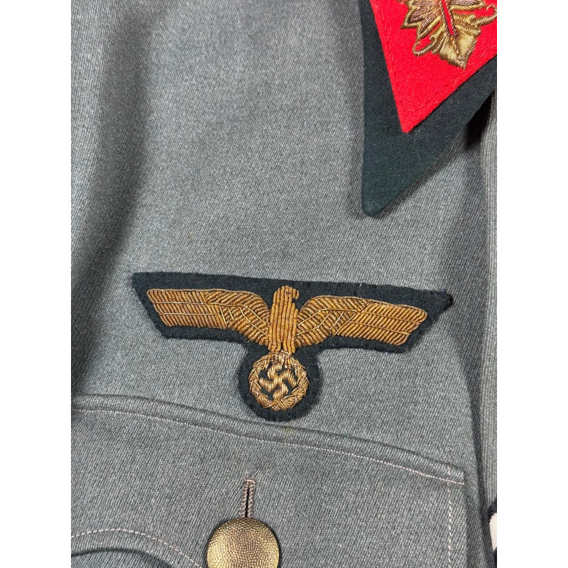 RARE GERMAN GENERALS TUNIC (HITLER ASSASINATION ATTEMPT CONNECTION?)